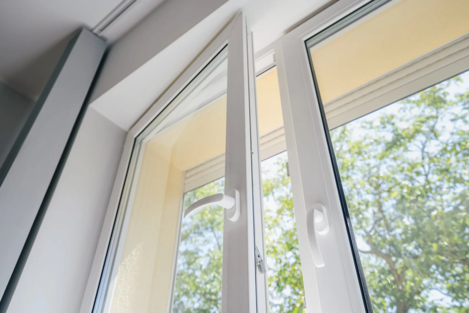 The Benefits of Insulating Glass for Your Home - Sash Window Preservation